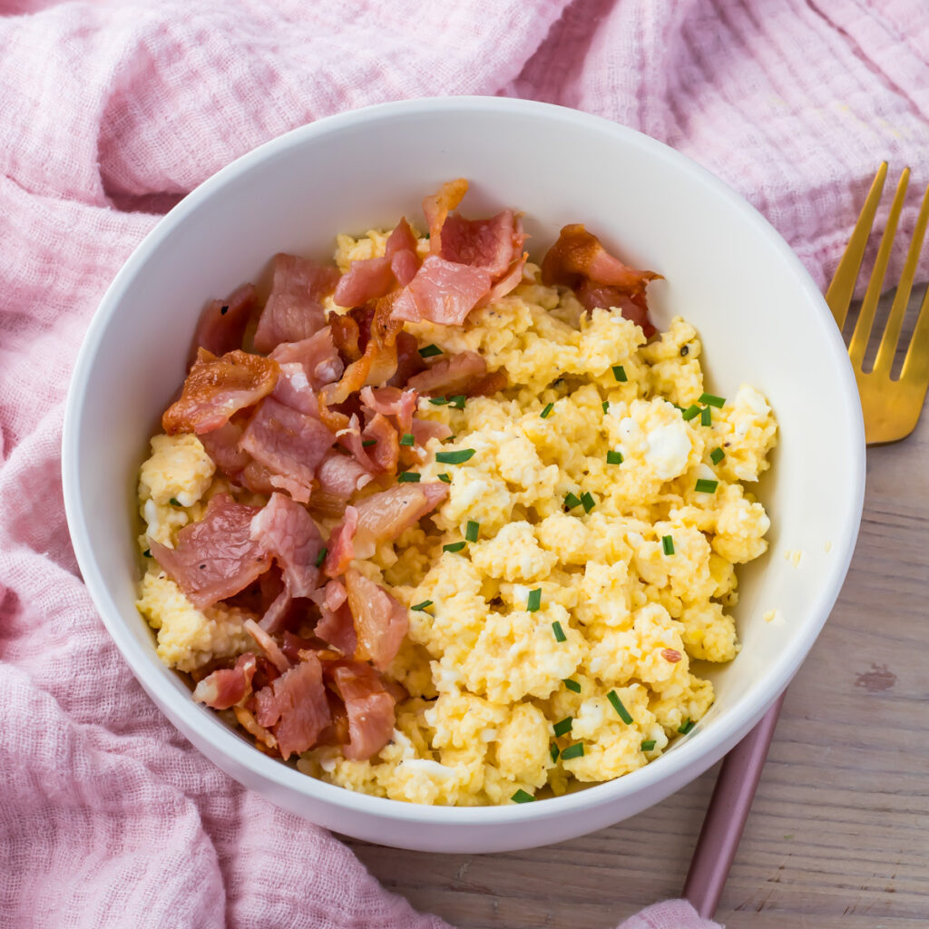 Scrambled Egg Cottage Cheese Bowl (36g Protein)